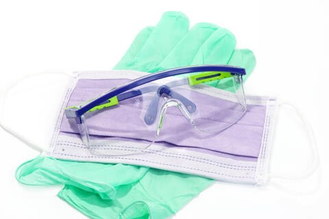 Healthcare-Associated Infections: Personal Protective Equipment (PPE ...